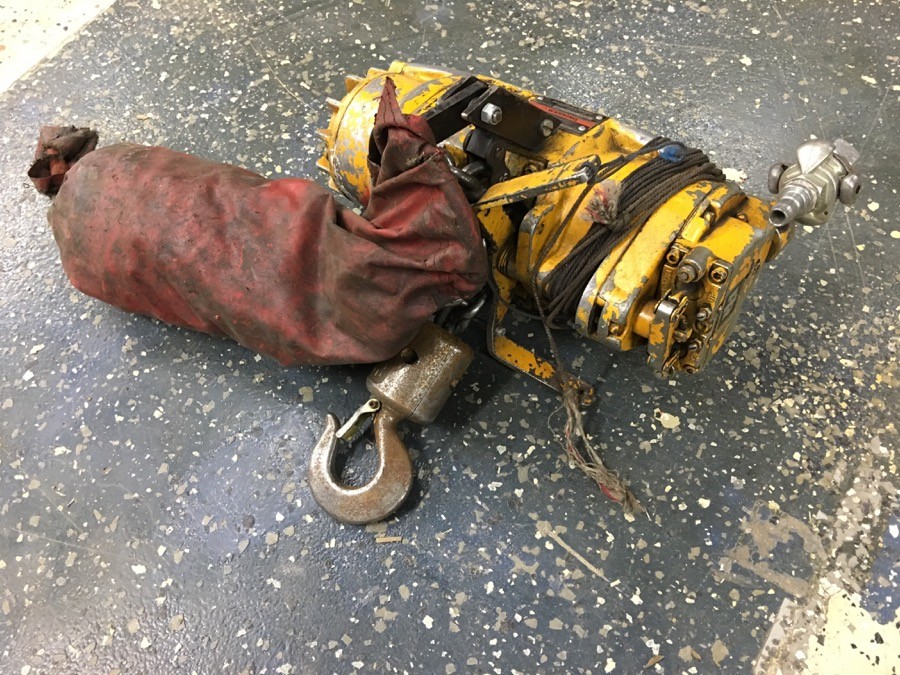 Klaravik Auktioner | Pneumatiskt kedjespel