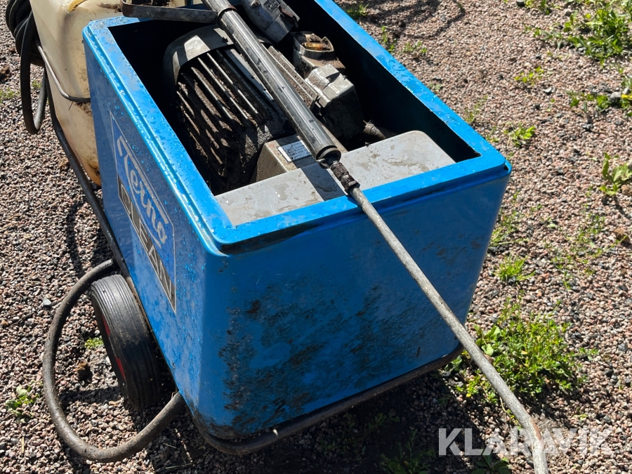 Kallvattentvätt Eino, Östhammar, Klaravik auktioner