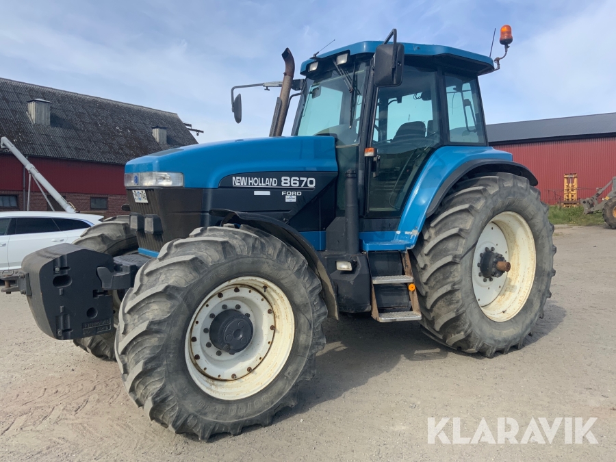 Traktor New Holland 8670 4 WD, Ystad, Klaravik auktioner