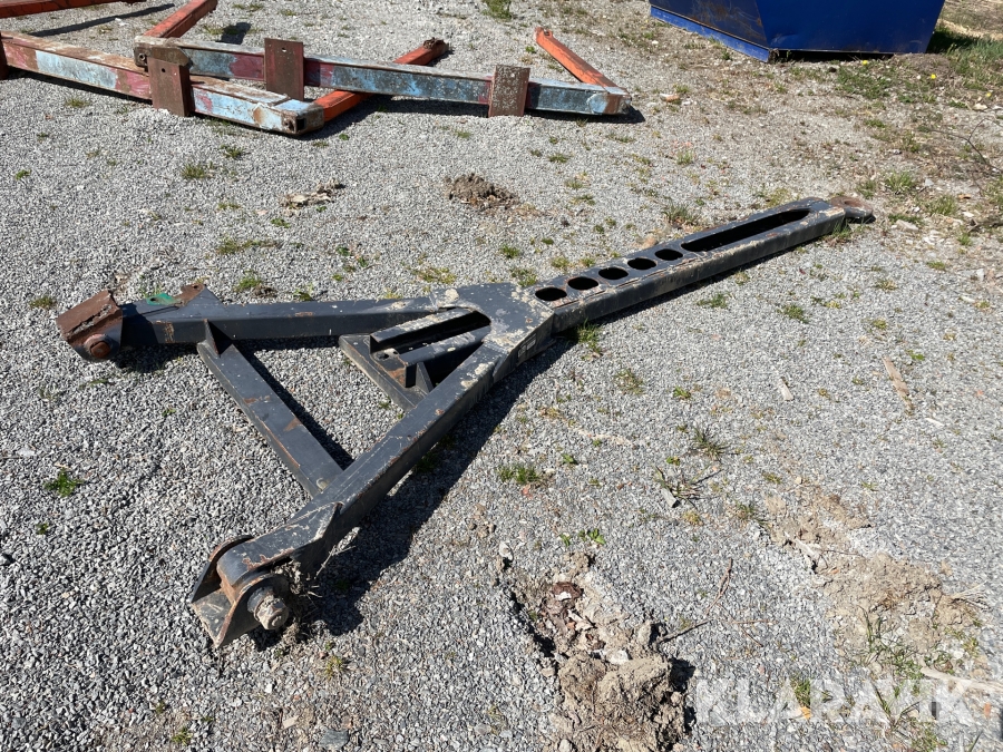 Dragstång, Berg, Klaravik auktioner