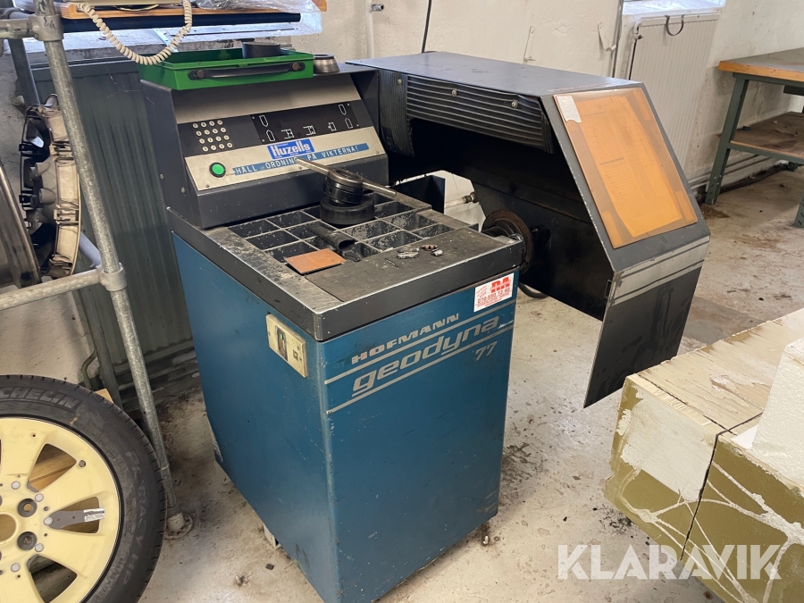 Däckbalanseringsmaskin Hofmann Geodyna 77, Trollhättan, Klar