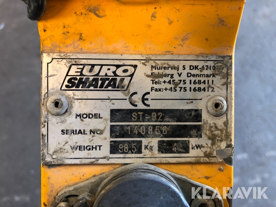 Klaravik Auktioner | Bensindriven glättare Euro Shatal