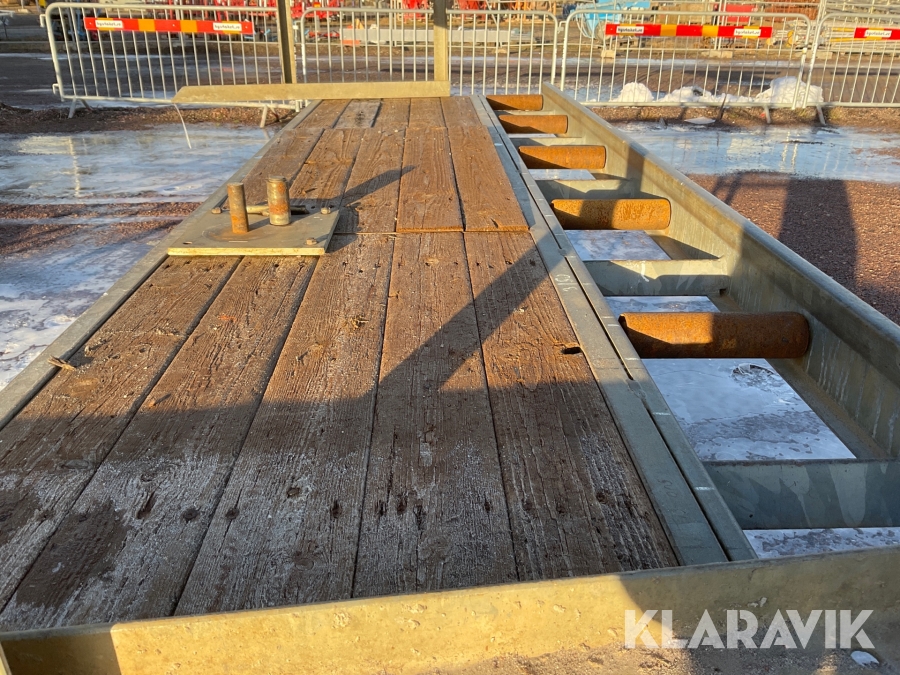 Bänk Bendof 2,5 m, Jönköping, Klaravik auktioner