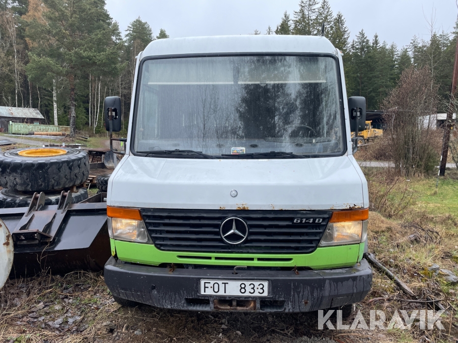Skåpbil Mercedes-Benz 614, Arvika, Klaravik auktioner