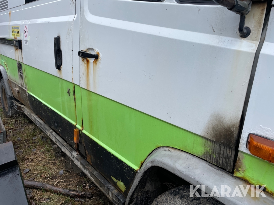 Skåpbil Mercedes-Benz 614, Arvika, Klaravik auktioner