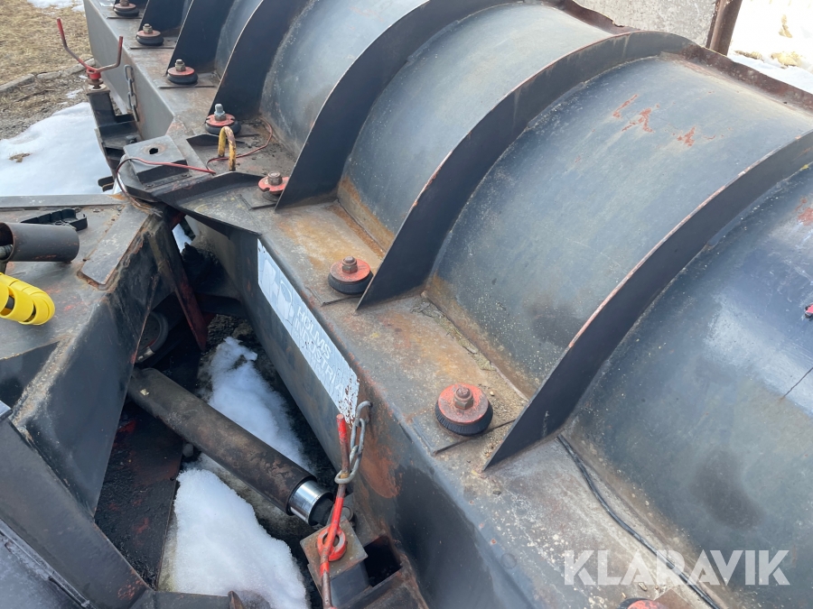 Klaravik Auktioner | Diagonalblad Holms Tkh-101-400