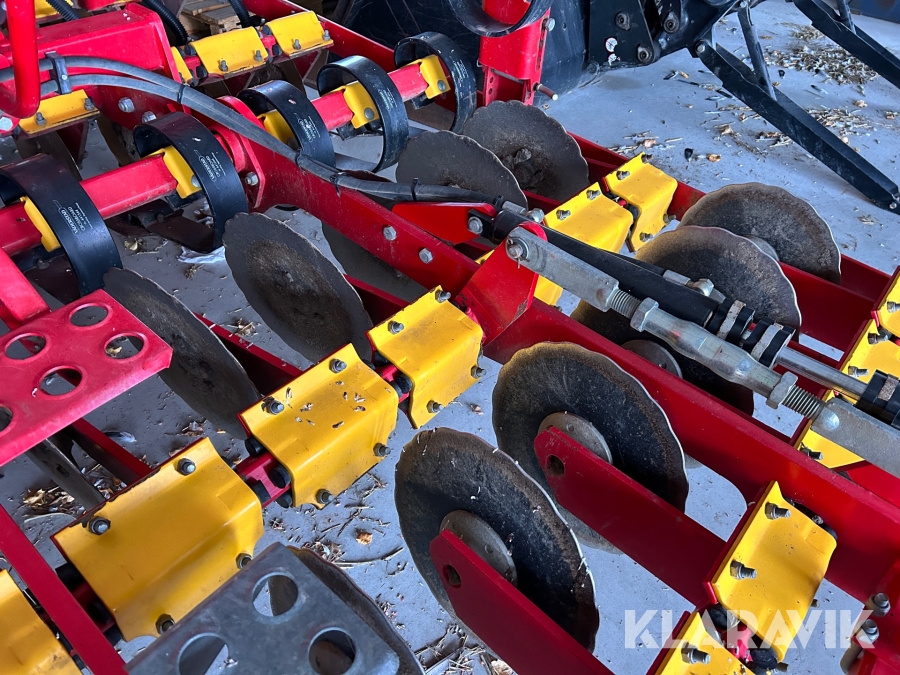 Såmaskin Väderstad Rapid 400C, Uppsala, Klaravik auktioner