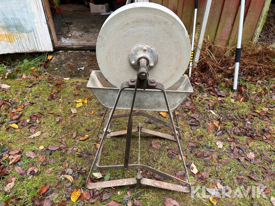 Slipsten, Strömstad, Klaravik auktioner