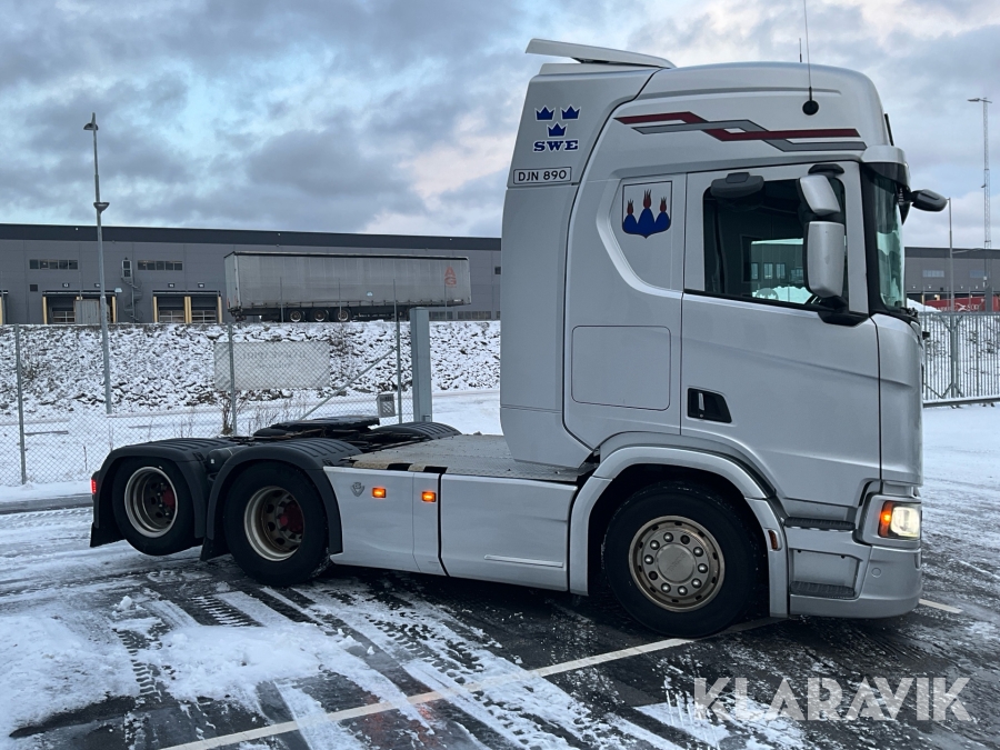 Dragbil Scania R 580A 6X2NB, Borås, Klaravik auktioner