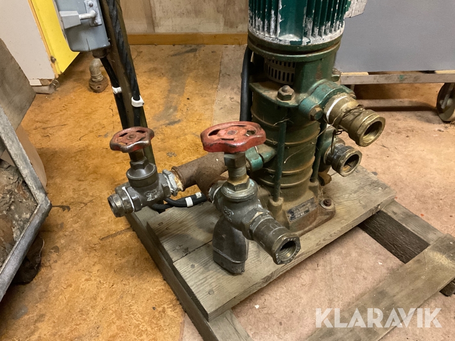 Vattenpump Grundfos SPES3-5C, Hjo, Klaravik auktioner