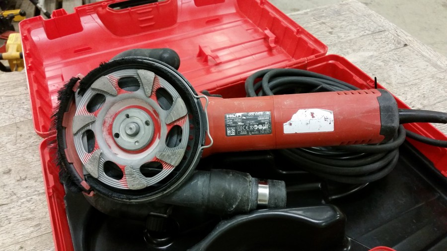 Slipmaskin för betong ,effekt ca. 2 kW
