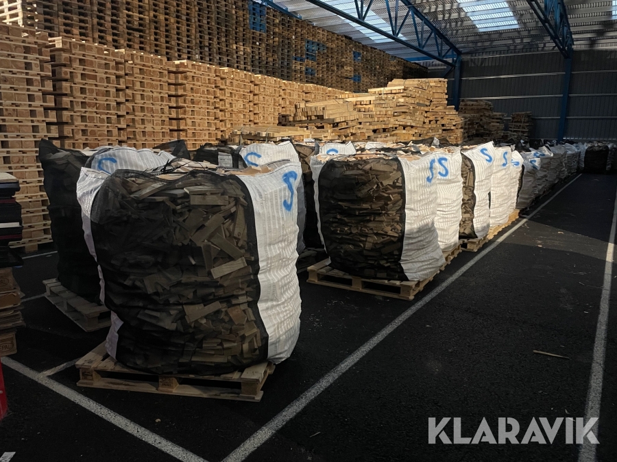 Spillved Gran och furu på storsäck, Gislaved, Klaravik aukti