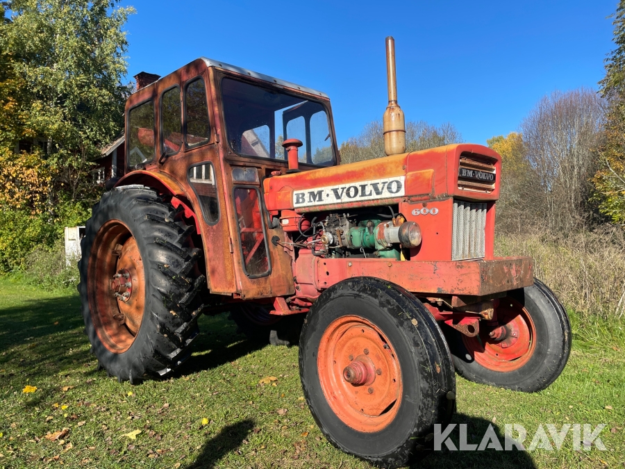 Traktor Volvo BM 600, Heby, Klaravik auktioner