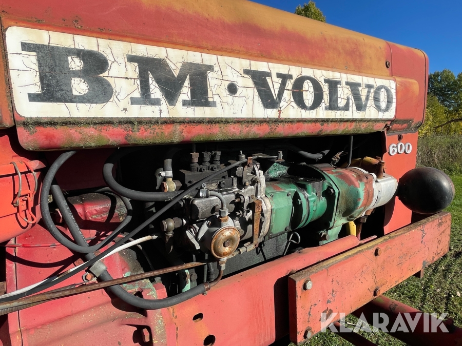 Traktor Volvo BM 600, Heby, Klaravik auktioner