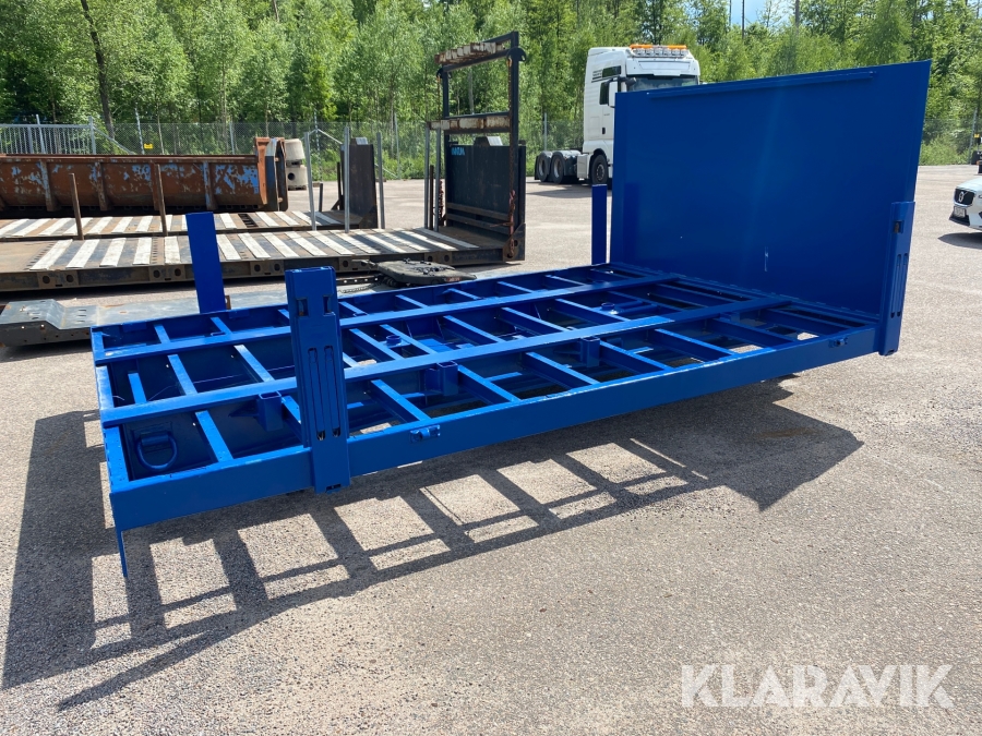 Klaravik Auktioner | Flak till dragbil tridem