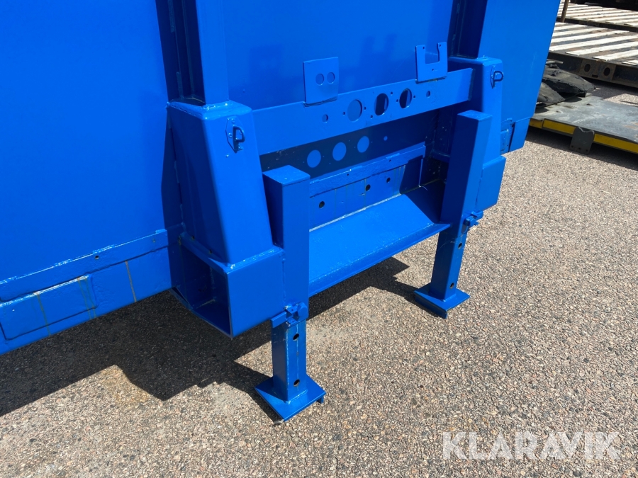 Klaravik Auktioner | Flak till dragbil tridem