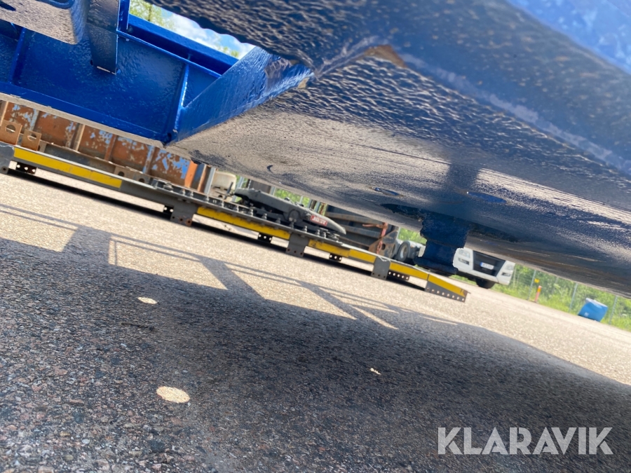 Klaravik Auktioner | Flak till dragbil tridem