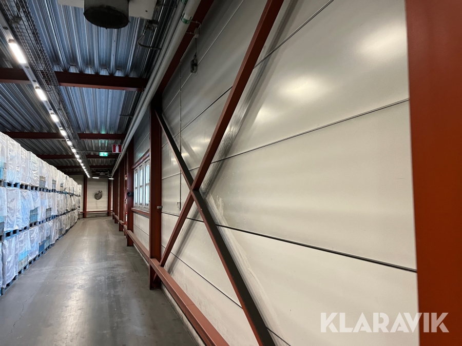 Trucktunnel/Stålstomme med sandwichpaneler 4,3m X 100m, Falk