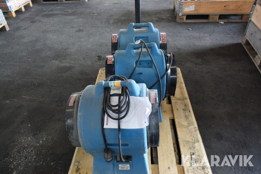 Klaravik Auktioner | Evakueringsfläkt 3 styck Americ Vaf 3000