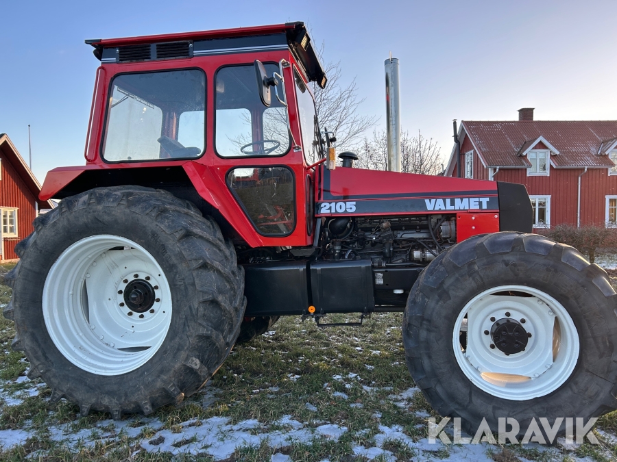 Traktor Valmet 2105, Gislaved, Klaravik auktioner