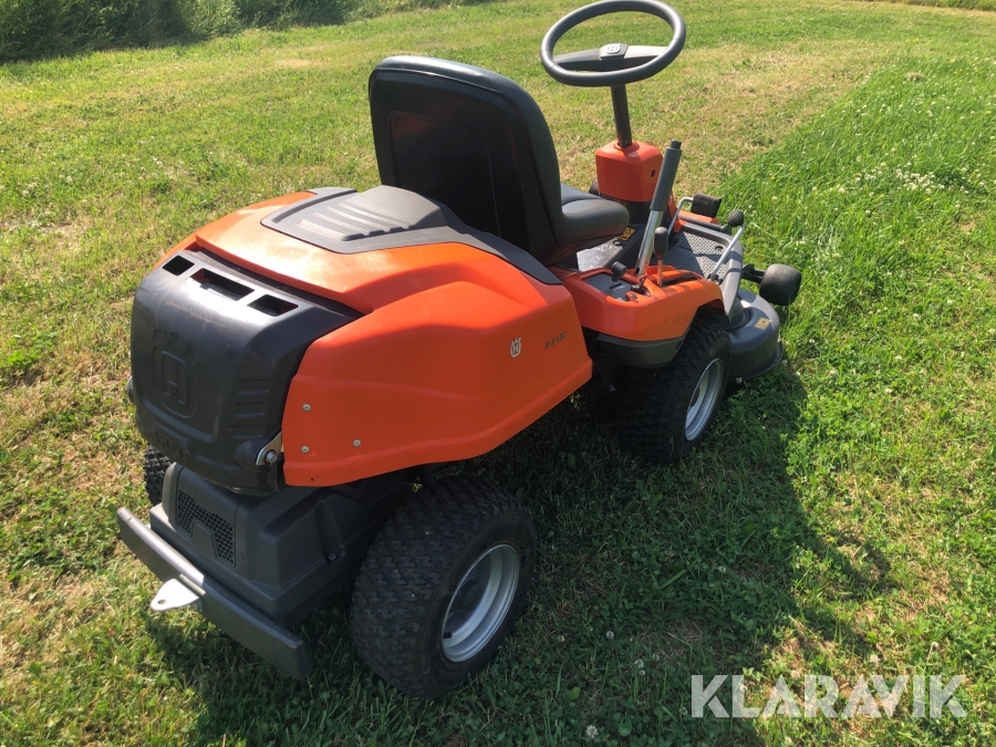 Klaravik Auktioner | Åkgräsklippare Husqvarna R213C