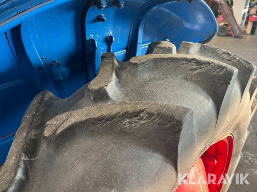 Veterantraktor Fordson Super Dextra, Finspång, Klaravik aukt