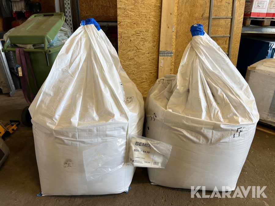 Expanderande fogbruk 2 säckar BEMIX F4 FF, Linköping, Klarav