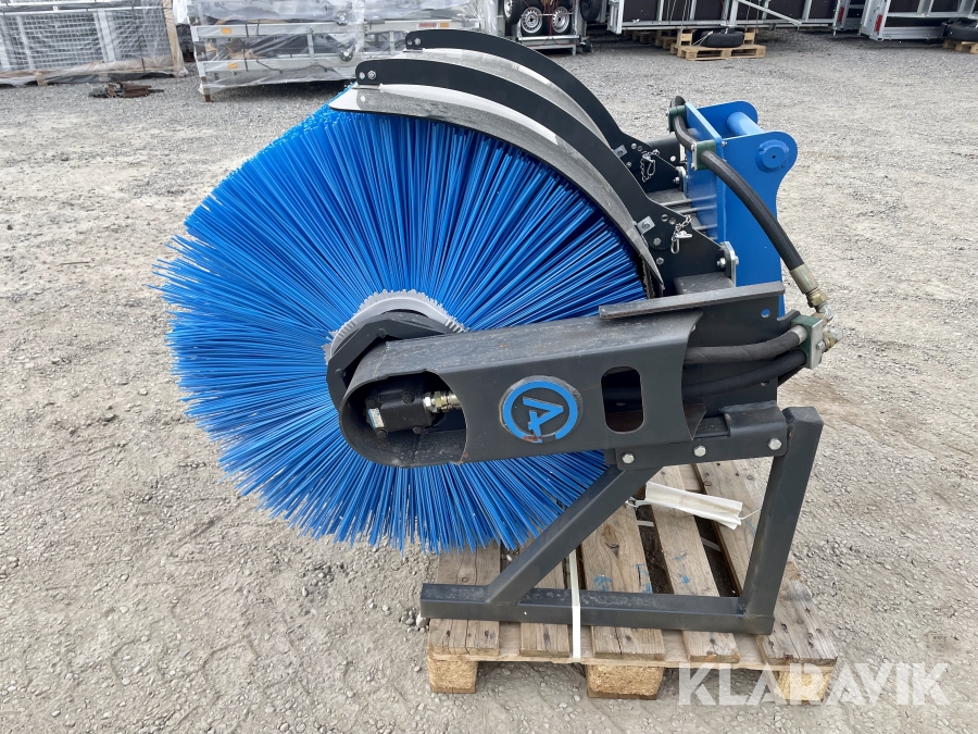 Sopvals Golden Attachment GSP 10, Stenungsund, Klaravik aukt