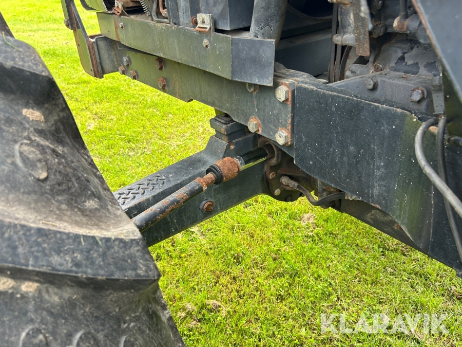 Traktor Valmet 8600, Lidköping, Klaravik auktioner