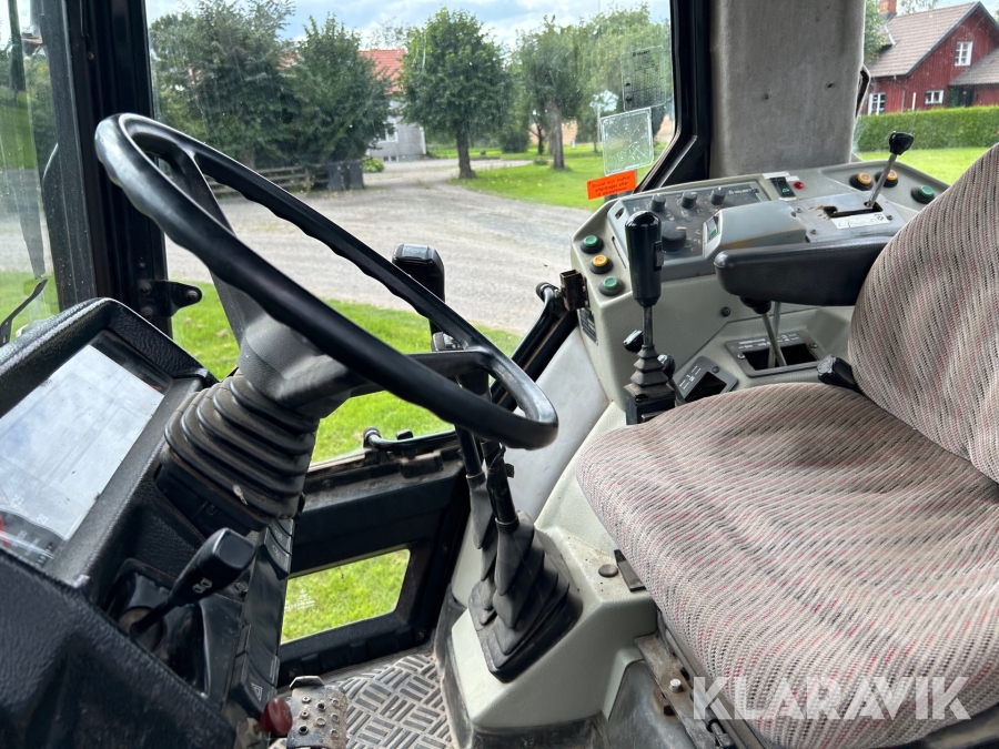 Traktor Valmet 8600, Lidköping, Klaravik auktioner