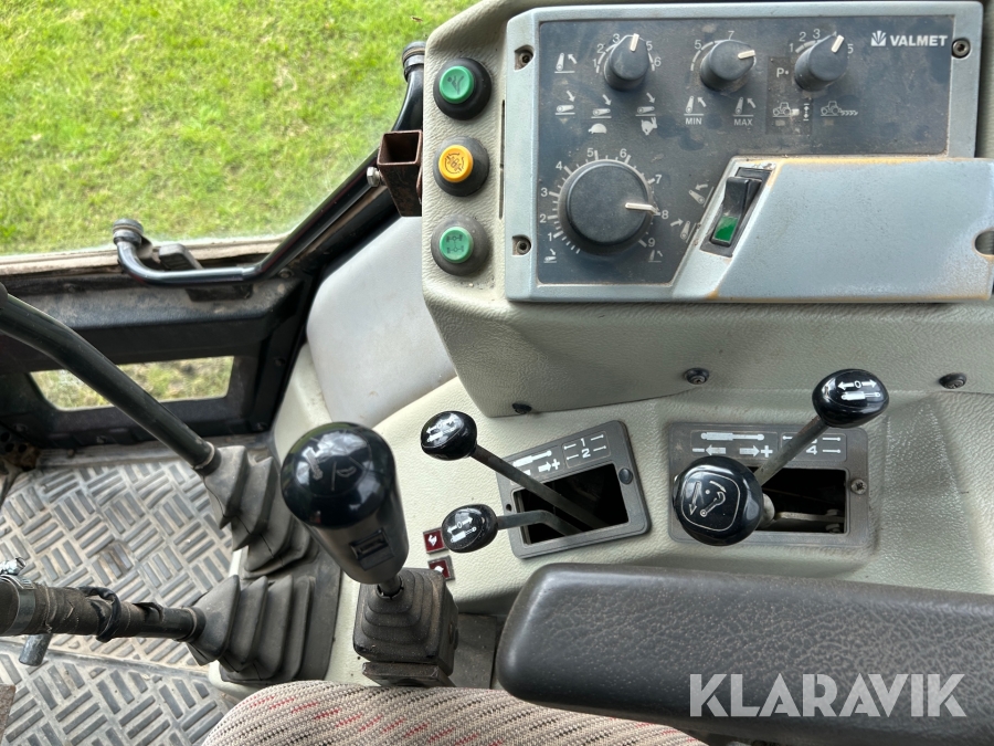 Traktor Valmet 8600, Lidköping, Klaravik auktioner