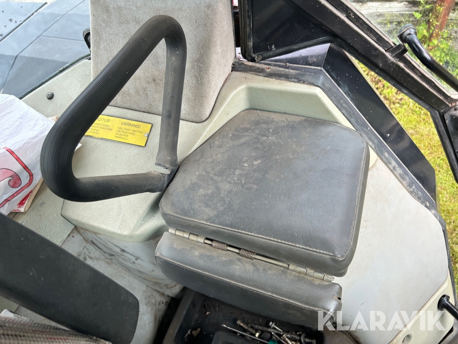 Traktor Valmet 8600, Lidköping, Klaravik auktioner