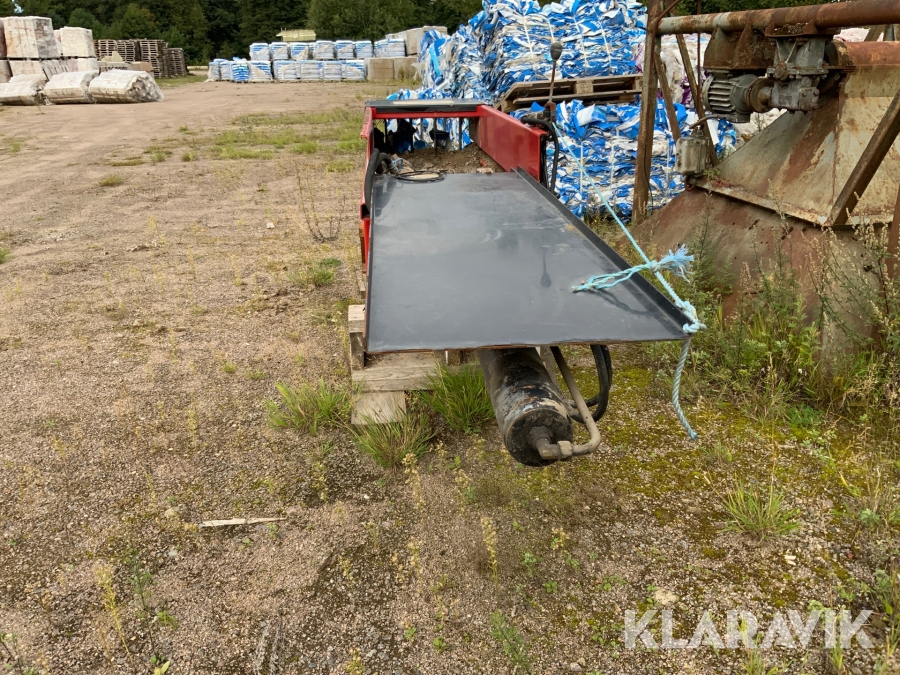 Halmskärare Skogaby, Mariestad, Klaravik auktioner