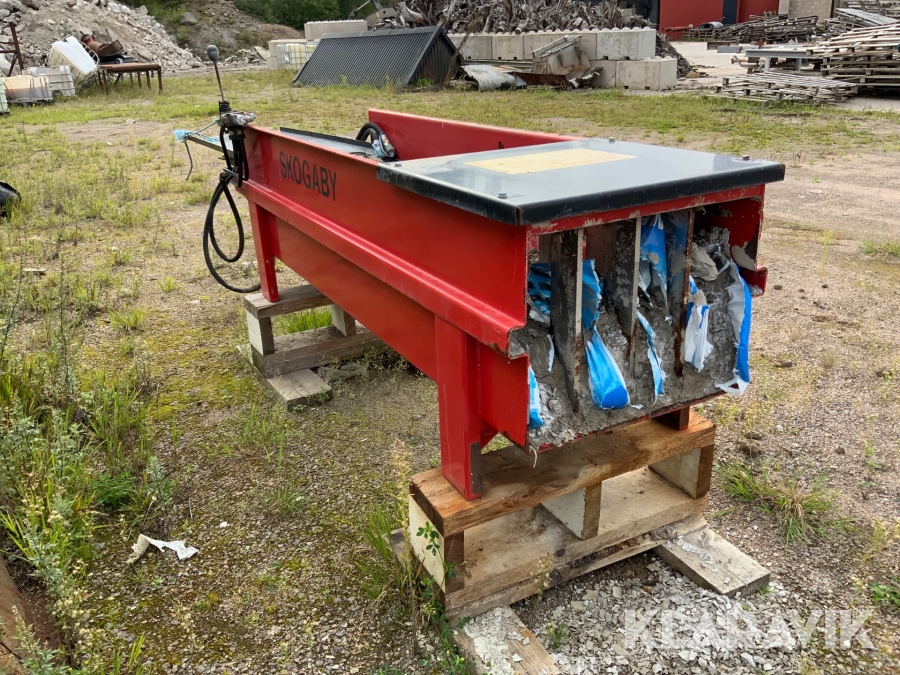 Halmskärare Skogaby, Mariestad, Klaravik auktioner