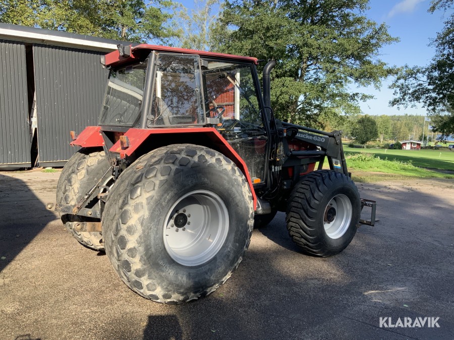 Traktor Case IH 3230 4WD