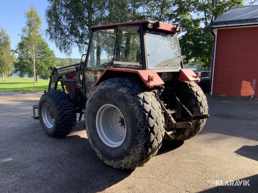 Traktor Case IH 3230 4WD