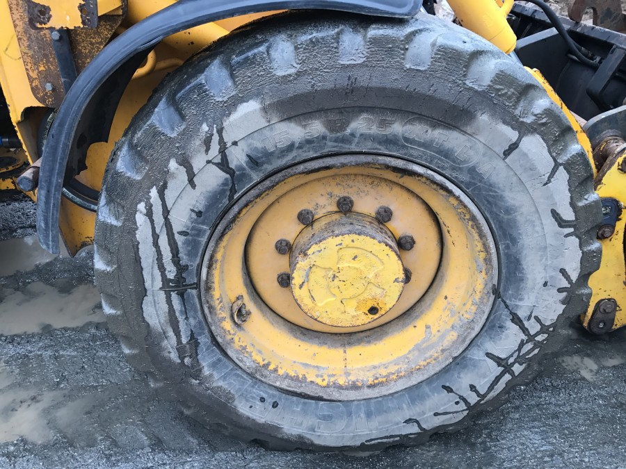 Lastmaskin med Skopa & Gafflar