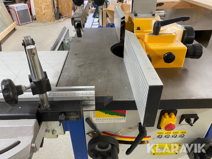 Vertikalfräs Vf100, Gotland, Klaravik auktioner