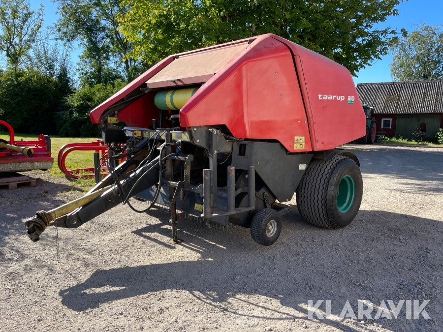 Rundbalspress Kverneland Taarup BIO+ B4000, Falkenberg, Klar