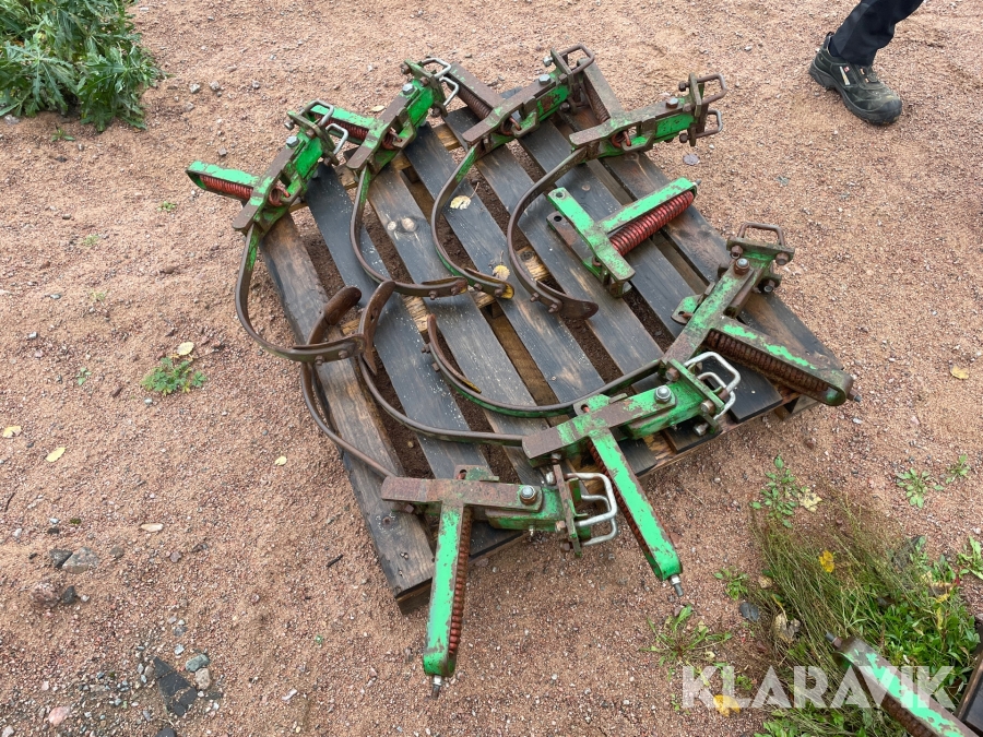 Kultivator pinnar Rögle, Hultsfred, Klaravik auktioner