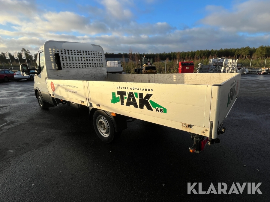Flakbil Iveco Daily, Jönköping, Klaravik auktioner