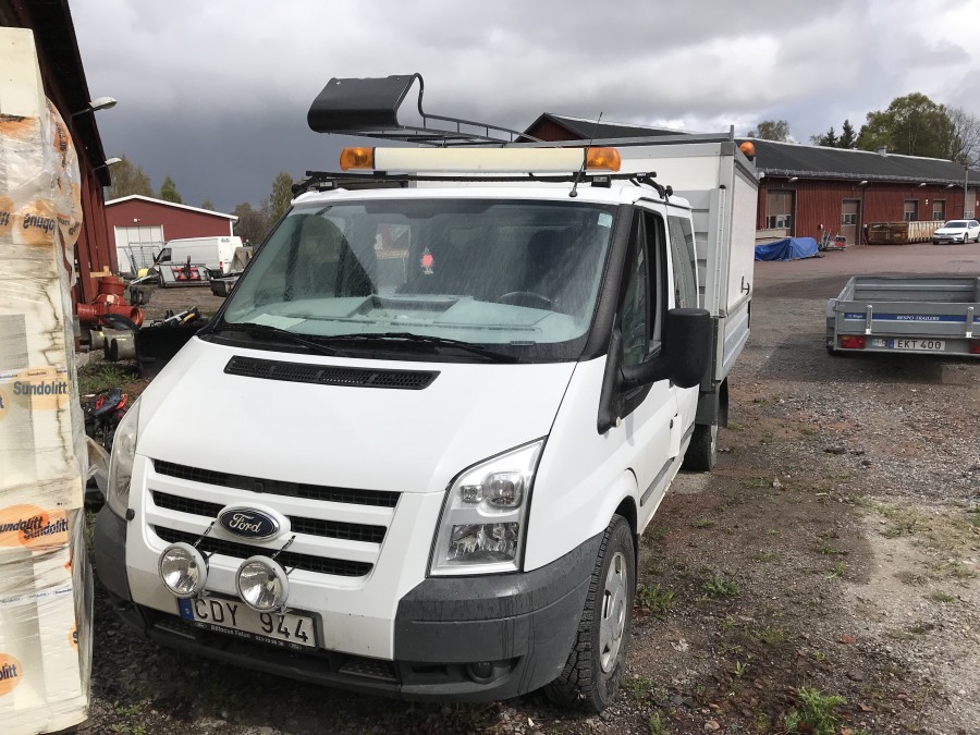 Pickup Ford Transit 4WD