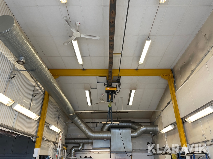 Tefler på balk Konecranes 3200kg, Knivsta, Klaravik auktione