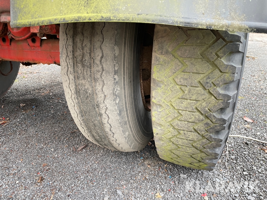 Klaravik Auktioner | Trailer Schröder