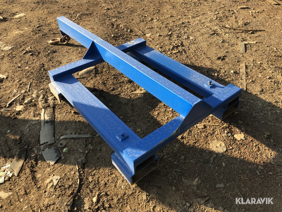 Klaravik Auktioner | Lyftok för gafflar.