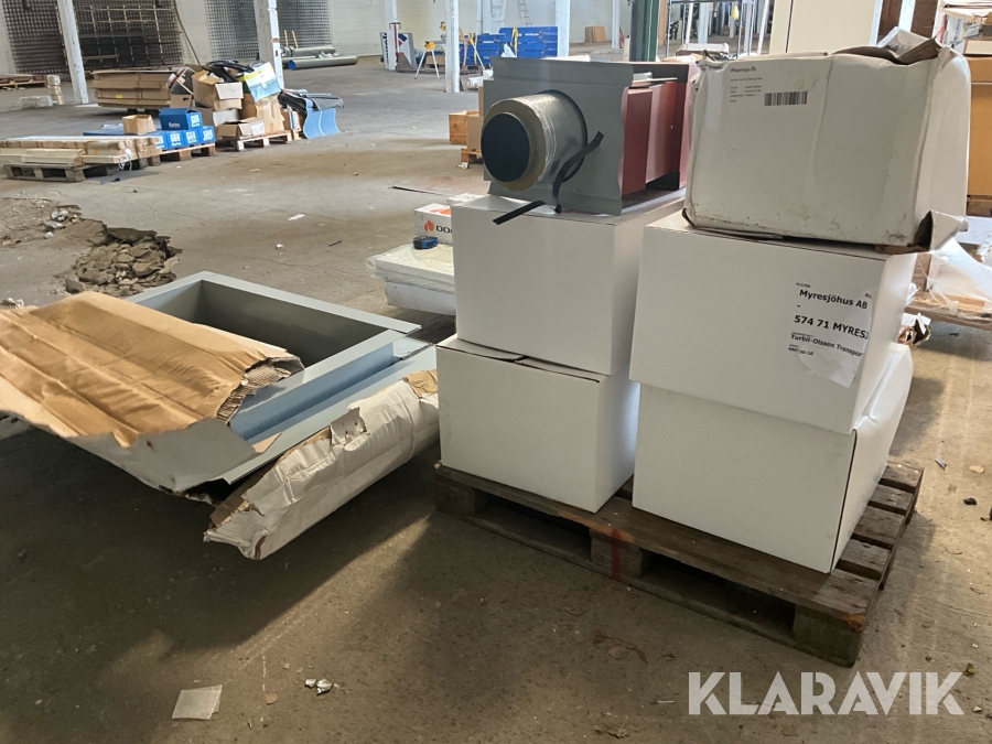 Huvar och 1 st lucka Planja, Vetlanda, Klaravik auktioner