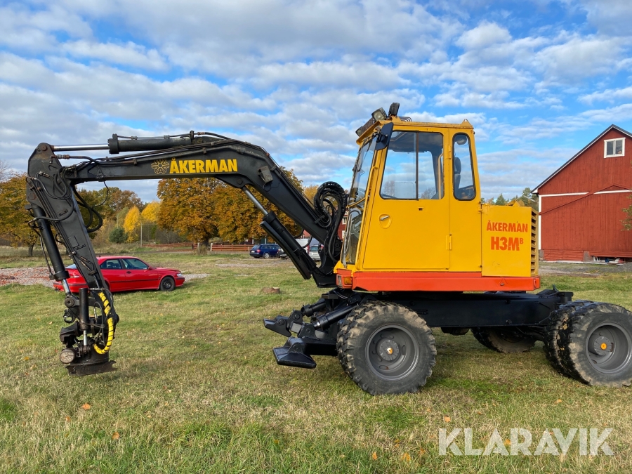Grävmaskin Åkerman H3MB, Linköping, Klaravik auktioner