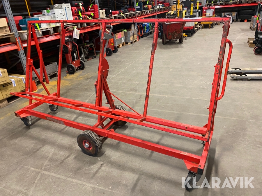 Klaravik Auktioner | Skivvagn Leeman