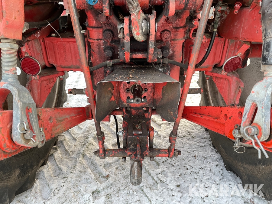 Traktor Belarus 562, Vansbro, Klaravik auktioner