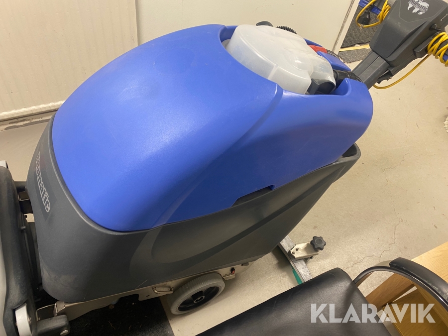 Skurmaskin Numatic TTB4055/100T, Västerås, Klaravik auktione